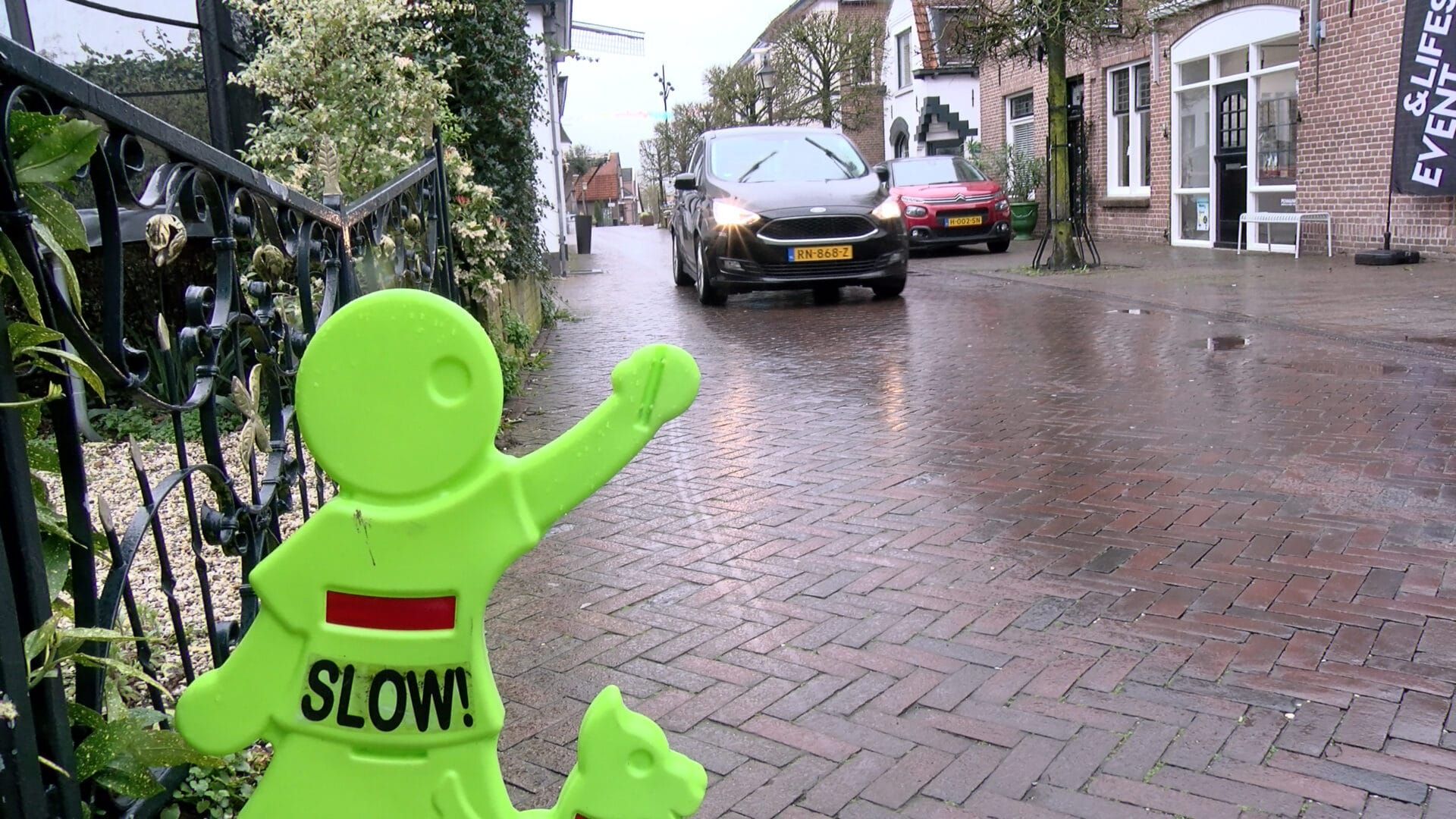 Auto te gast in de Langstraat Wijhe! - Salland1