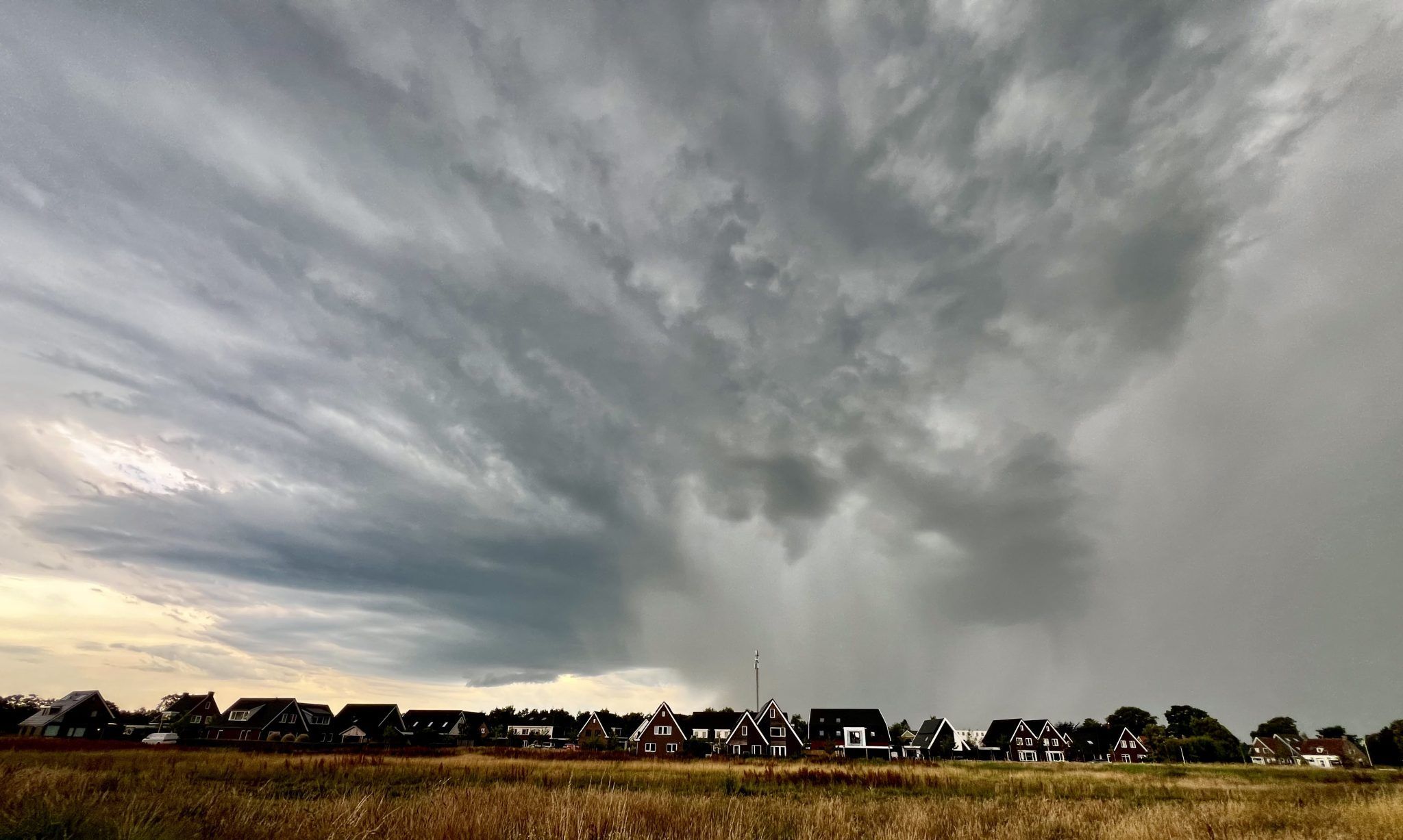 Kans op harde windstoten in Salland - Salland1