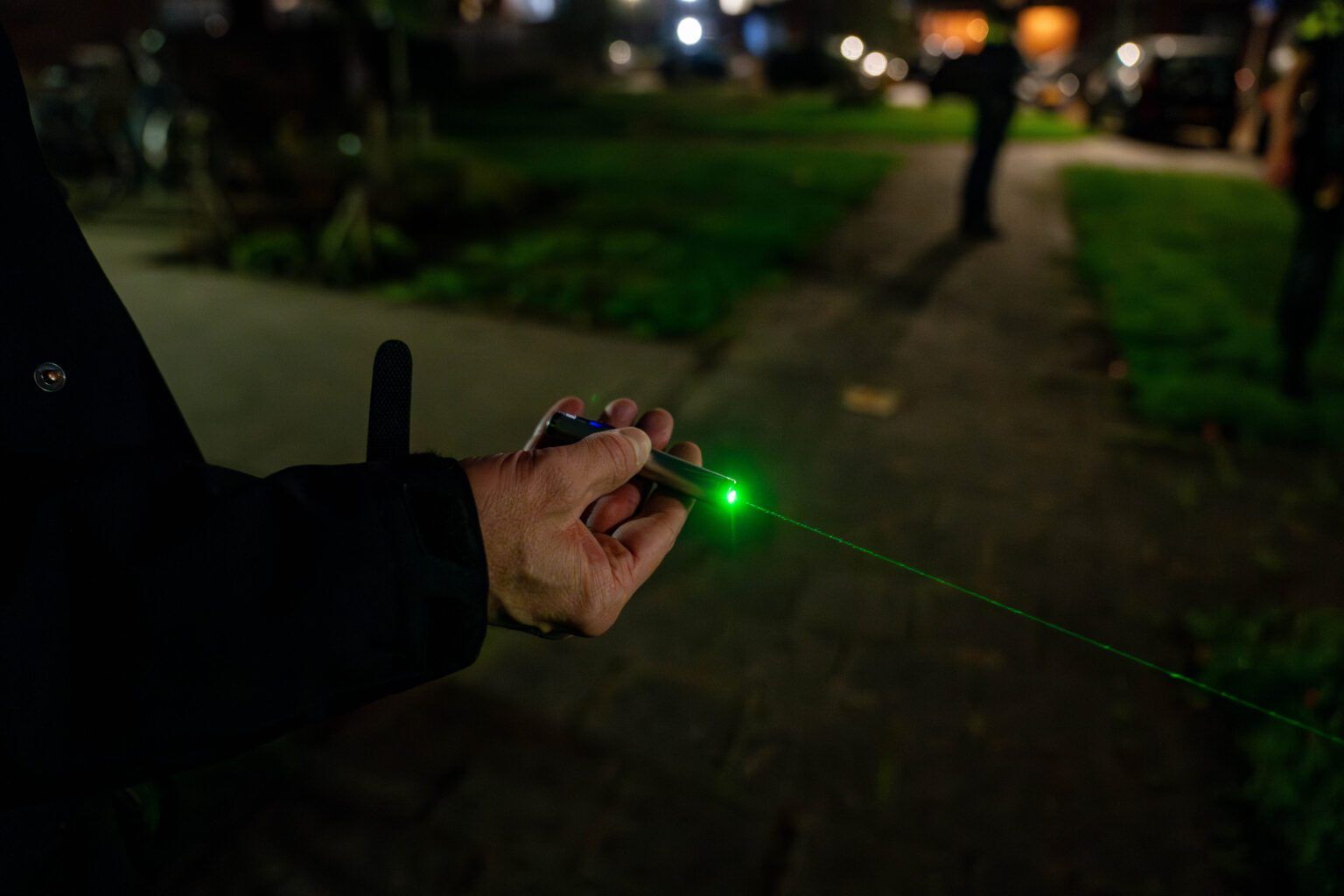 Helikopter boven Deventer: politie zocht naar dader met laserlamp ...